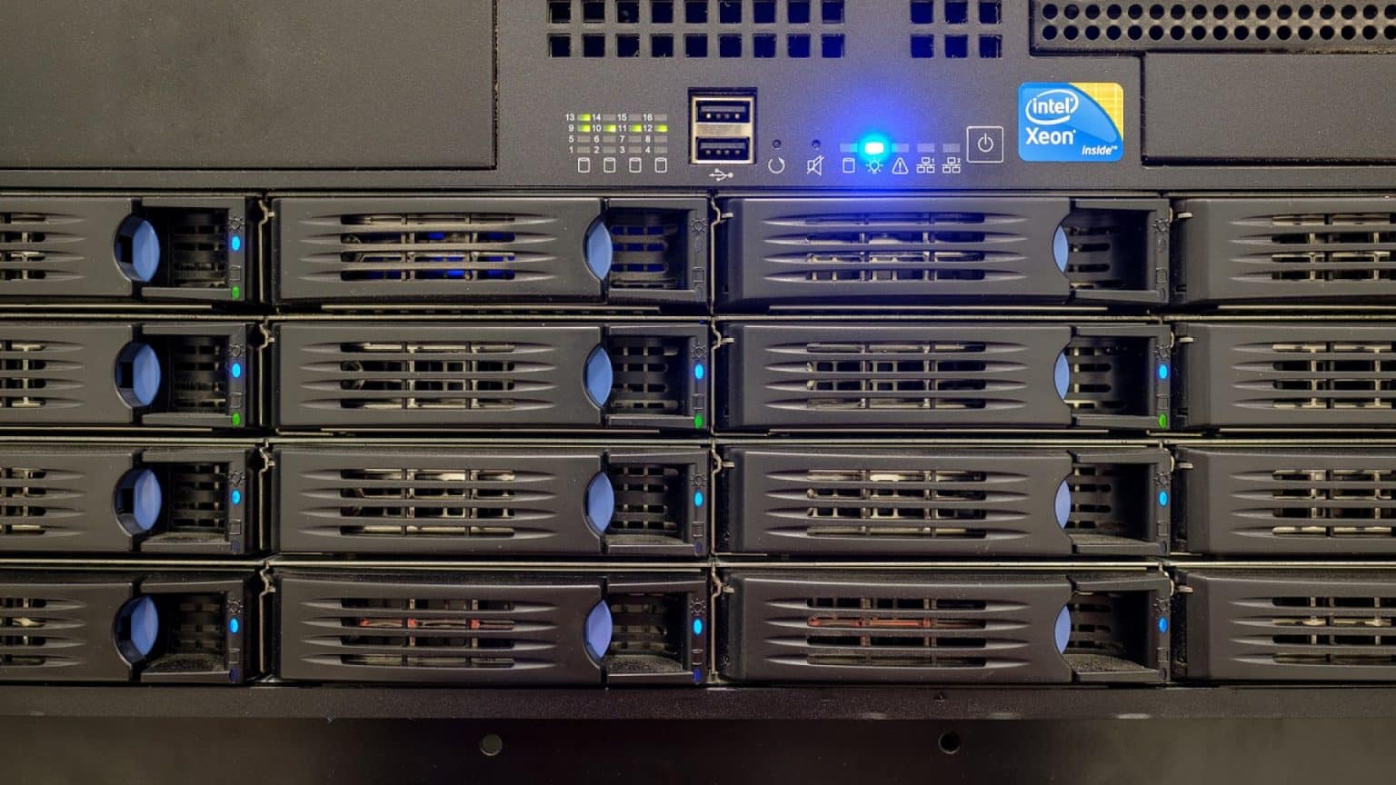 4 bonnes raisons de louer un serveur dédié Windows - Intronaut